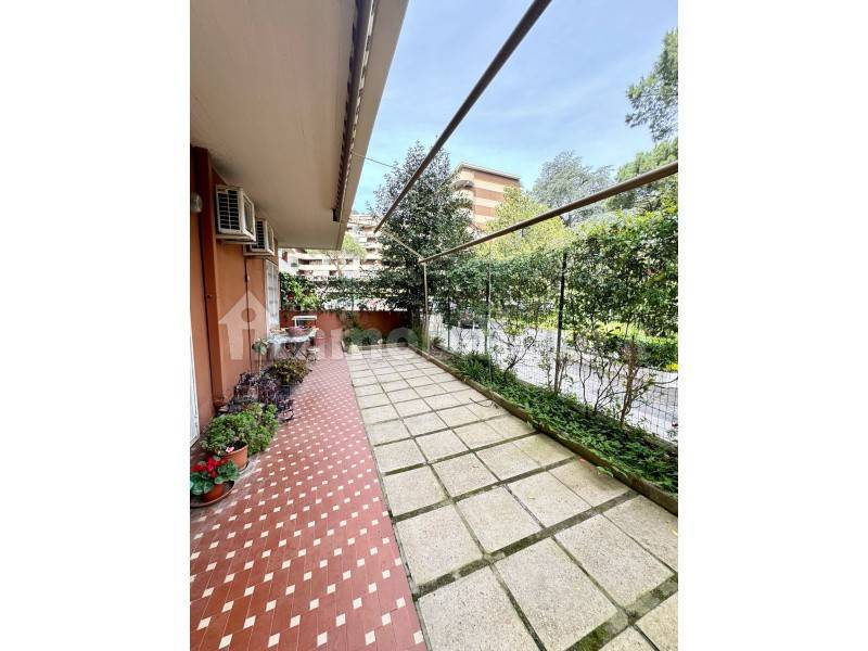 Vendita Appartamento Roma. Trilocale in via Marino Ghetaldi. Buono ...