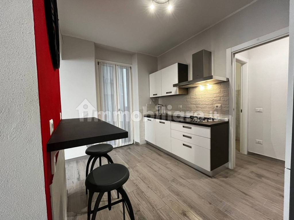 Rent Apartment Milan. 4-room flat in via dell'Ambrosiana 22. Excellent ...