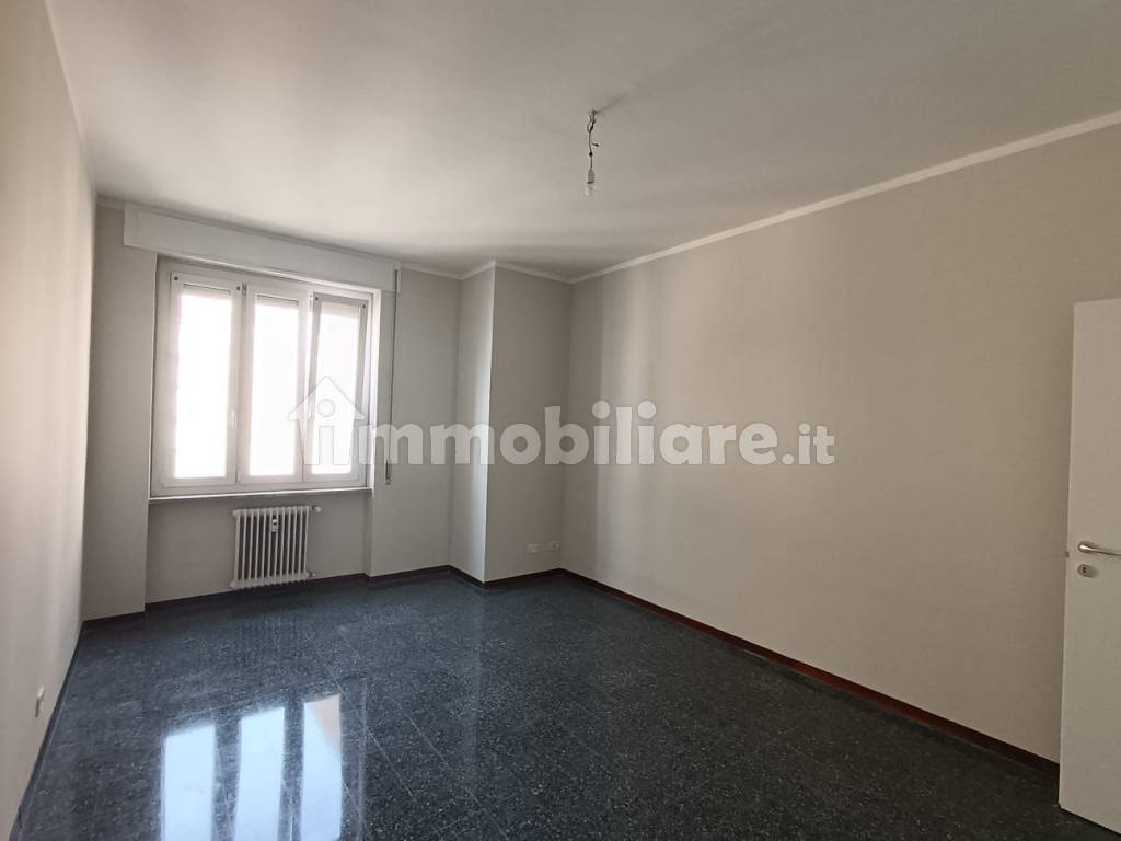 Affitto Appartamento Asti. Trilocale in via Cornelia Cotta. Ottimo ...