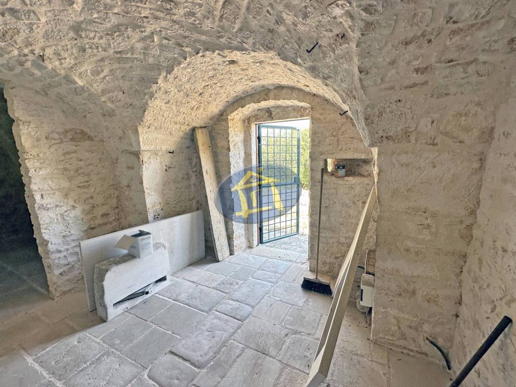 Vendita Casale in Strada Comunale San Cataldo Putignano. Da ...