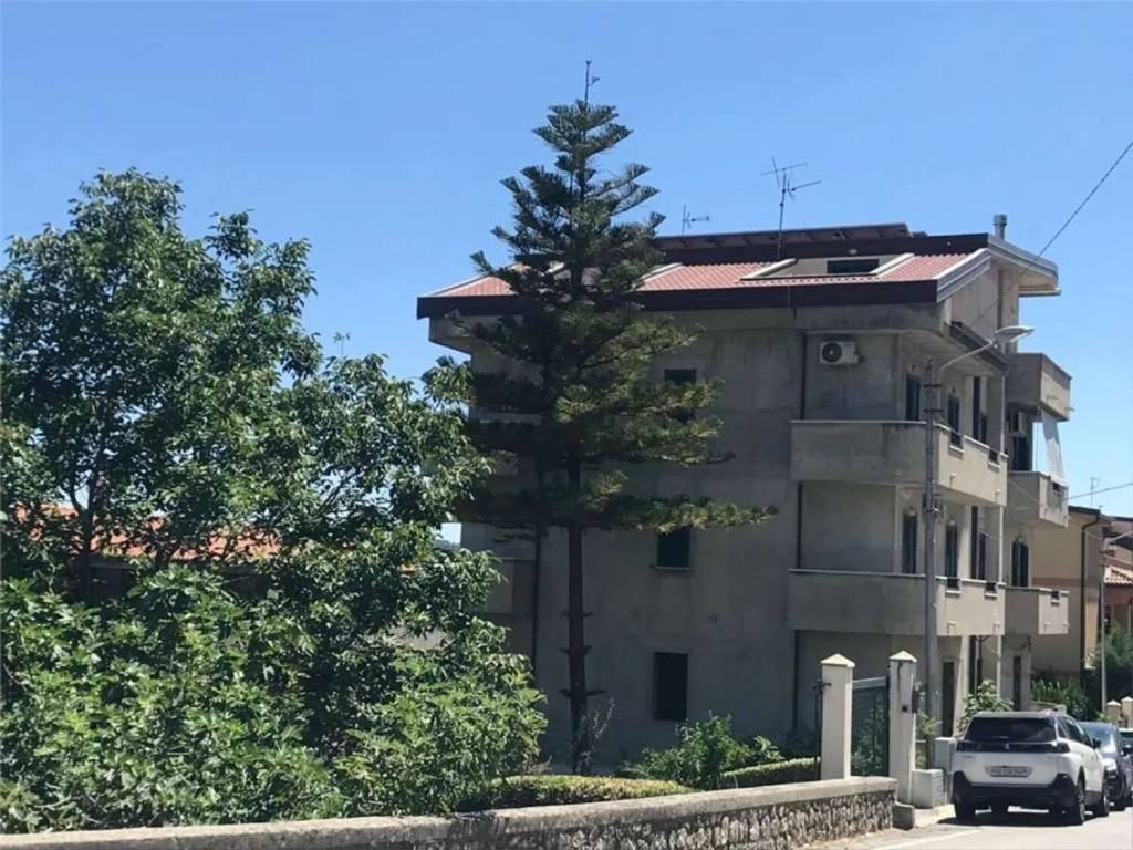 Vendita Appartamento Stilo. Quadrilocale in via Guglielmo Marconi, 51 ...