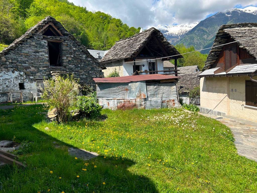 Vendita Rustico in Località Pioi Bognanco. Da ristrutturare, 72 m², rif ...