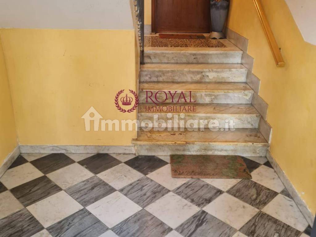 Affitto Appartamento Livorno. Quadrilocale in viale Dei Pini. Ottimo ...