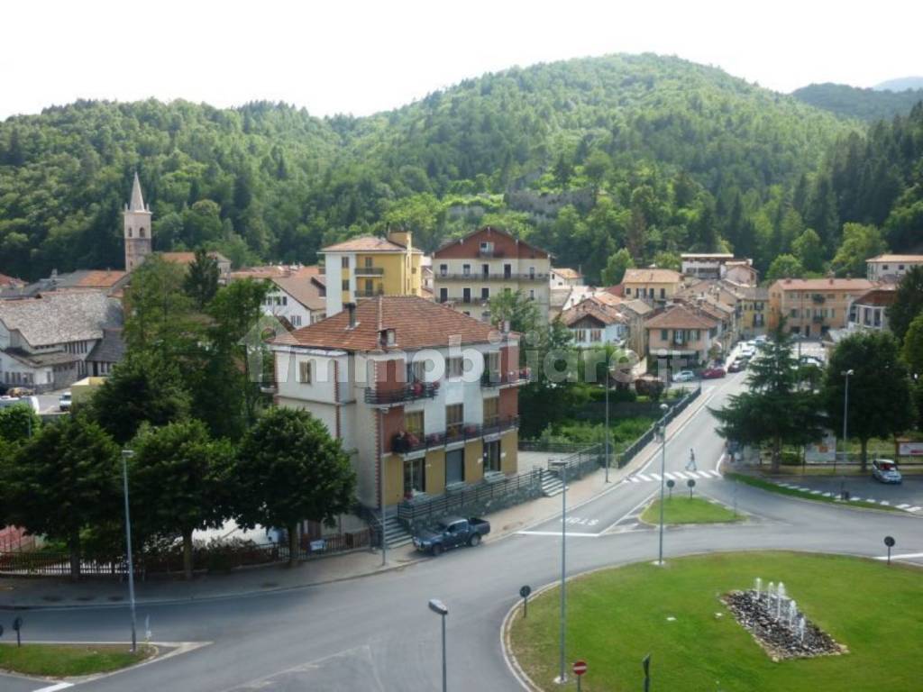 Vendita Appartamento Calizzano. Trilocale in via Leale. Buono stato ...