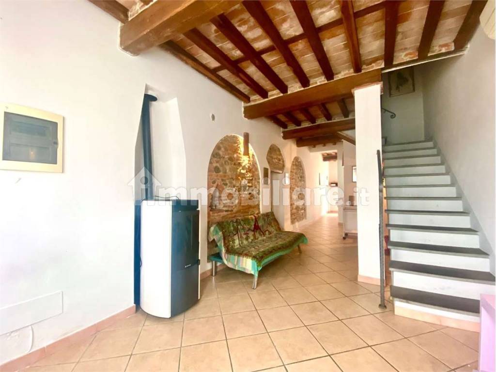 Sale Apartment Lucca. 3-room flat in via vecchia romana, 314. Excellent ...