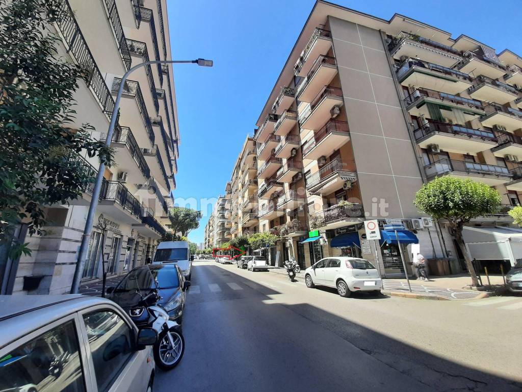 Locale commerciale via Pio XII 111, Casoria, Rif. 113117875 ...