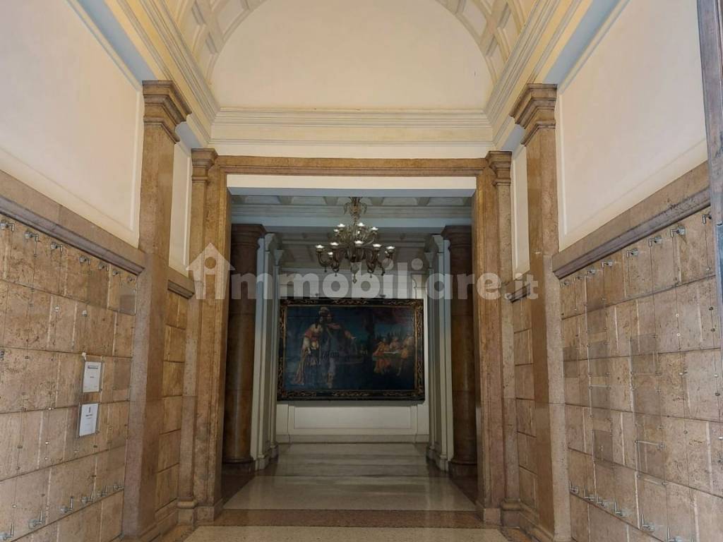 Ufficio - Studio via Barberini 11, Roma, Rif. 113128657 - Immobiliare.it