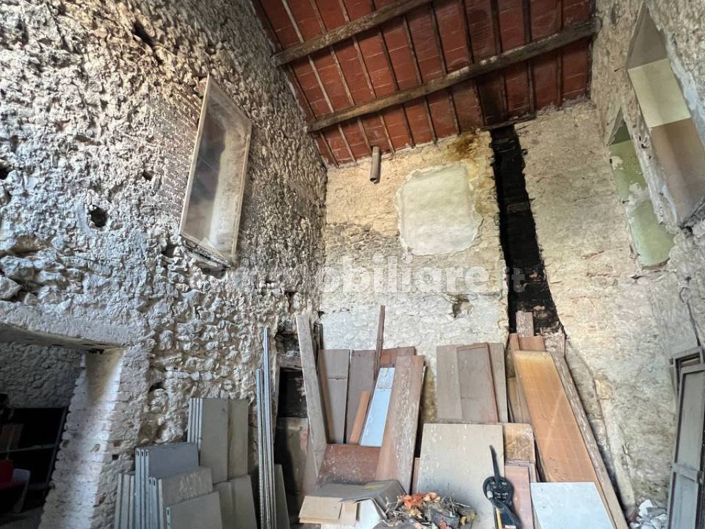 Vendita Rustico in via Roma 1 Sossano. Da ristrutturare, 140 m², rif ...