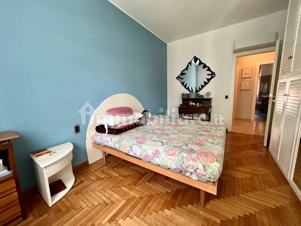 Stanza doppia in affitto, affittasi camera doppia piazza Imperatore ...