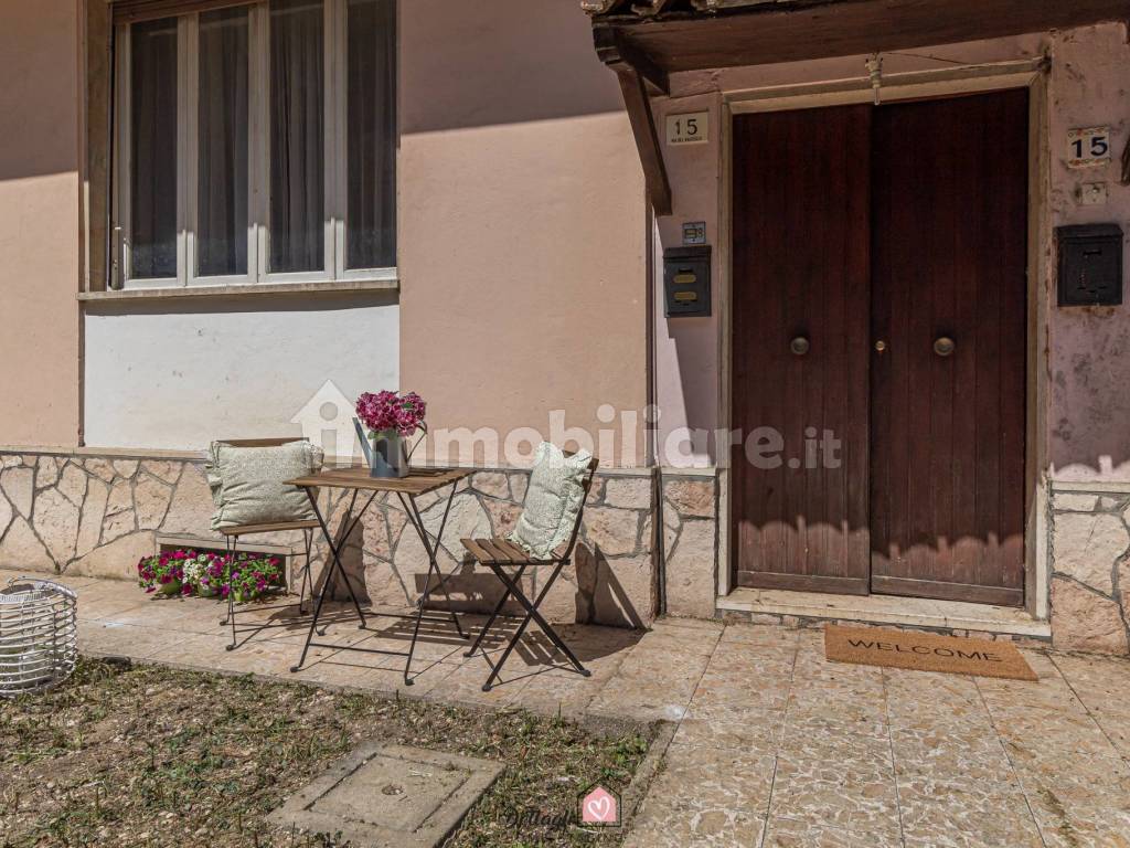 Vendita Villa unifamiliare in via del Vascello 15 Terni. Buono stato ...
