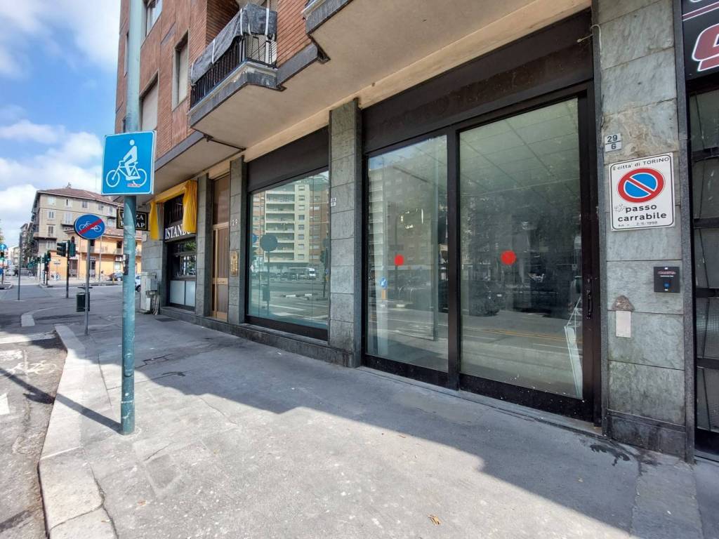 Locale commerciale corso Novara 29, Torino, Rif. 113367735 - Immobiliare.it