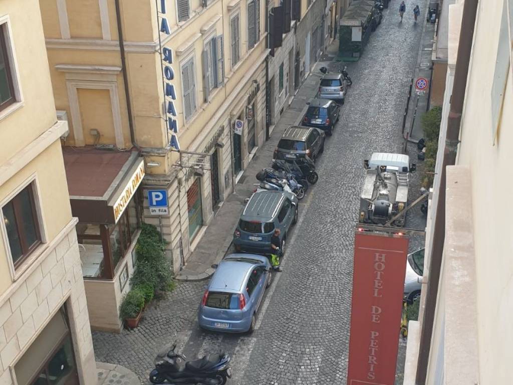 Locale commerciale via Rasella 145, Roma, Rif. 113378623 - Immobiliare.it
