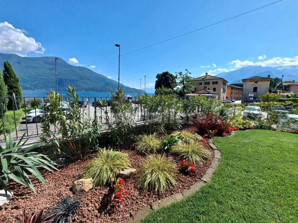 Affitto Appartamento Domaso. Trilocale in via Regina. Nuovo, primo ...