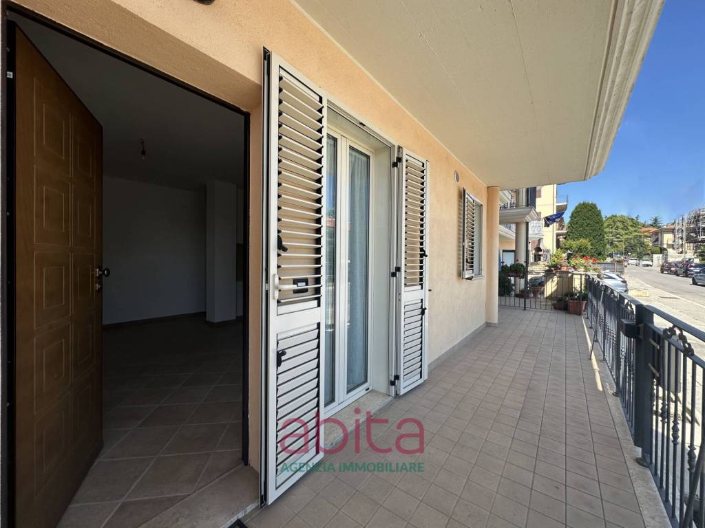 Vendita Appartamento Castel di Lama. Trilocale in via Roma 81. Ottimo ...