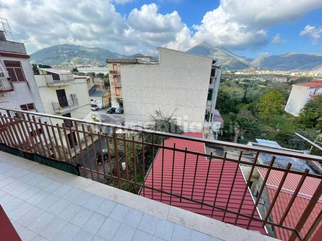 Vendita Appartamento Palermo. Quadrilocale in via Margifaraci. Ottimo ...