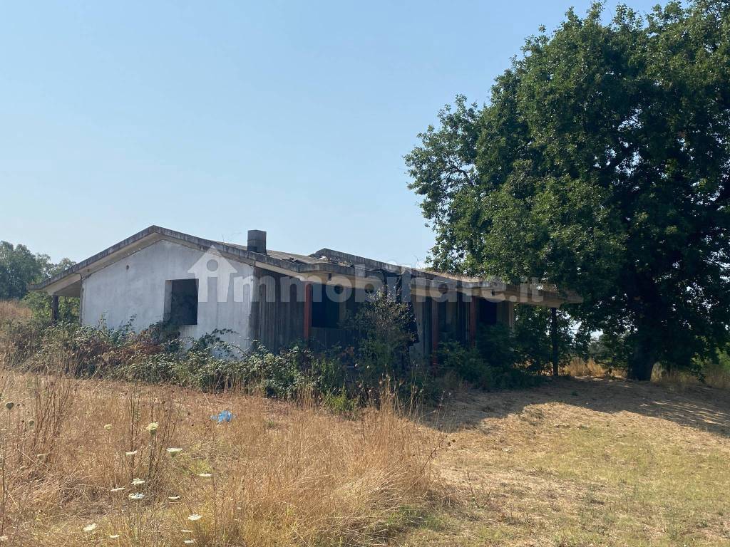 Vendita Rustico in via di Santa Cornelia Roma. Da ristrutturare, 85 m² ...