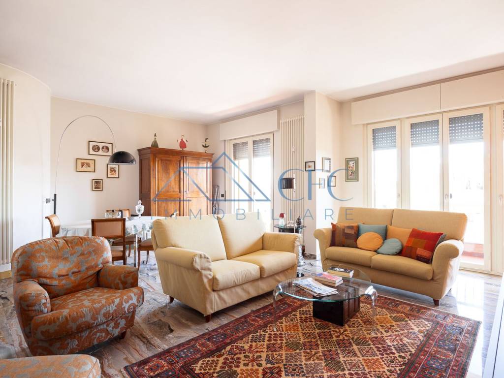 Vendita Attico Segrate. Ottimo stato, posto auto, con balcone, rif ...