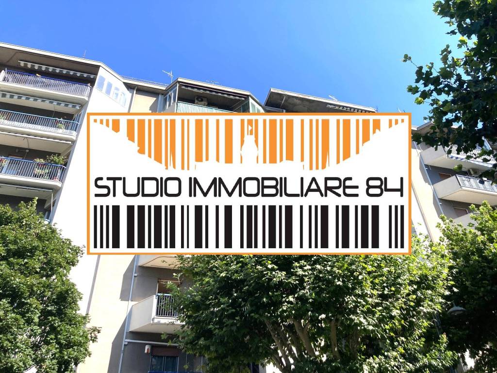 Vendita Appartamento Trieste. Trilocale in via Antonio Baiamonti 40. Secondo piano, con terrazza ...