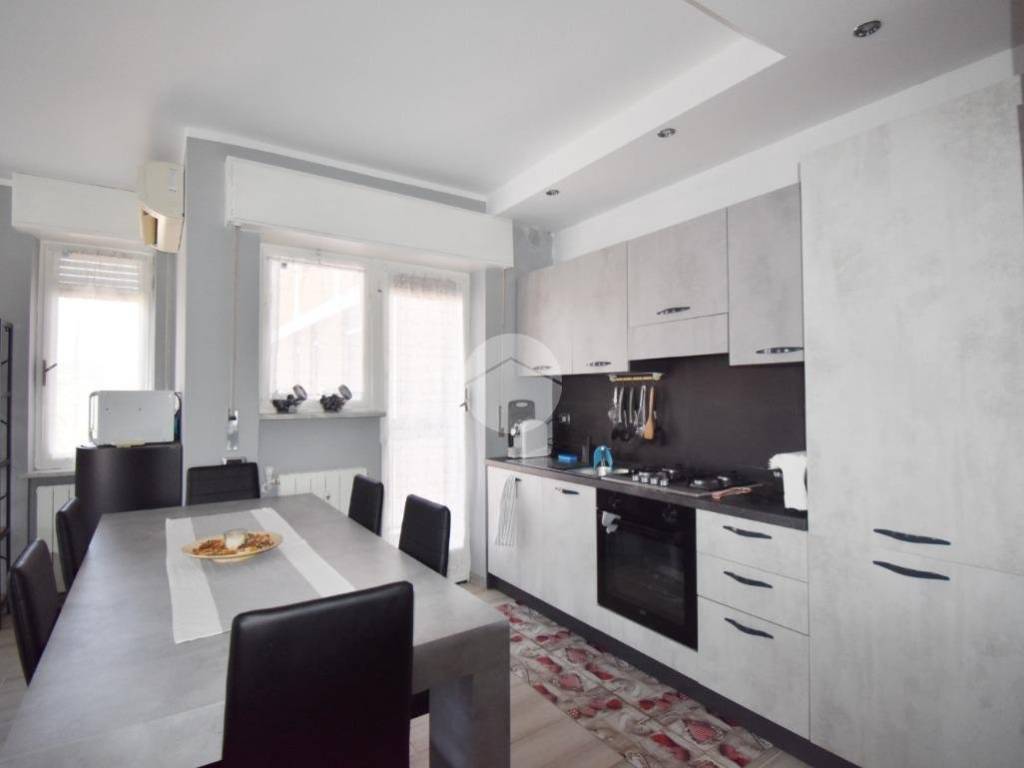 Vendita Appartamento Ivrea. Trilocale in via G. Rossini 45. Ottimo ...