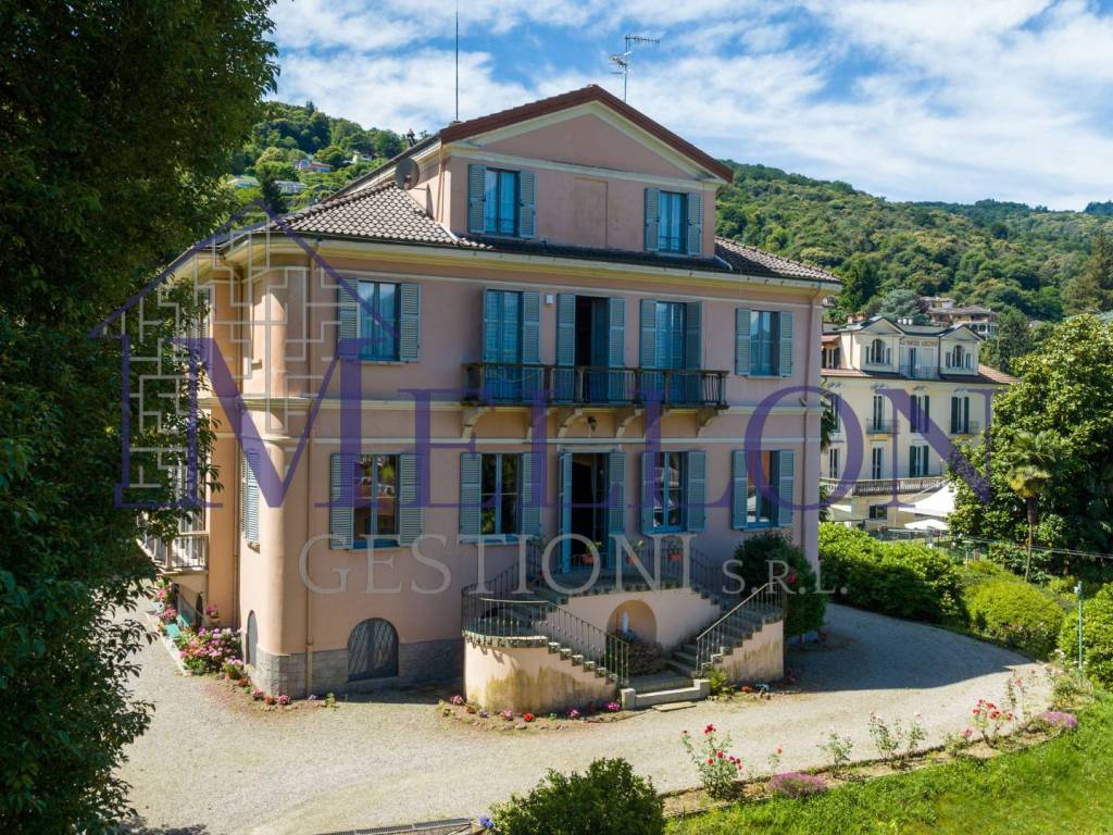 Sale Single family villa in via Alessandro Manzoni 2 Stresa. Good ...