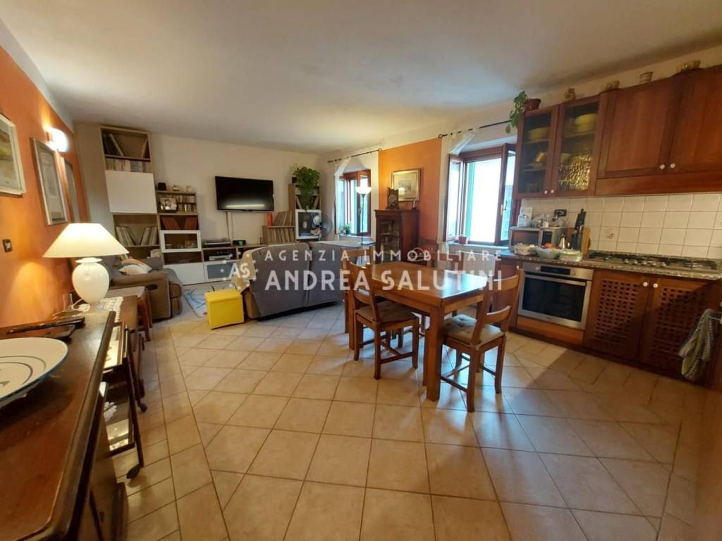 Vendita Terratetto unifamiliare in via Roma 19 Vicopisano. Ottimo stato ...