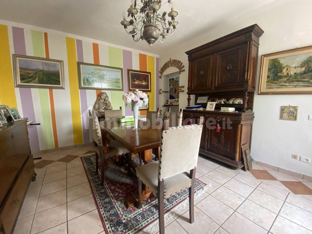 Vendita Villa unifamiliare in via Giacomo Matteotti 66 Galliate. Buono ...