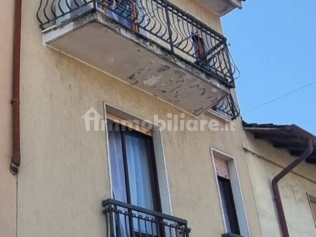 Affitto Terratetto unifamiliare in via Giuseppe Garibaldi 70 Bertonico. Buono stato, posto auto ...
