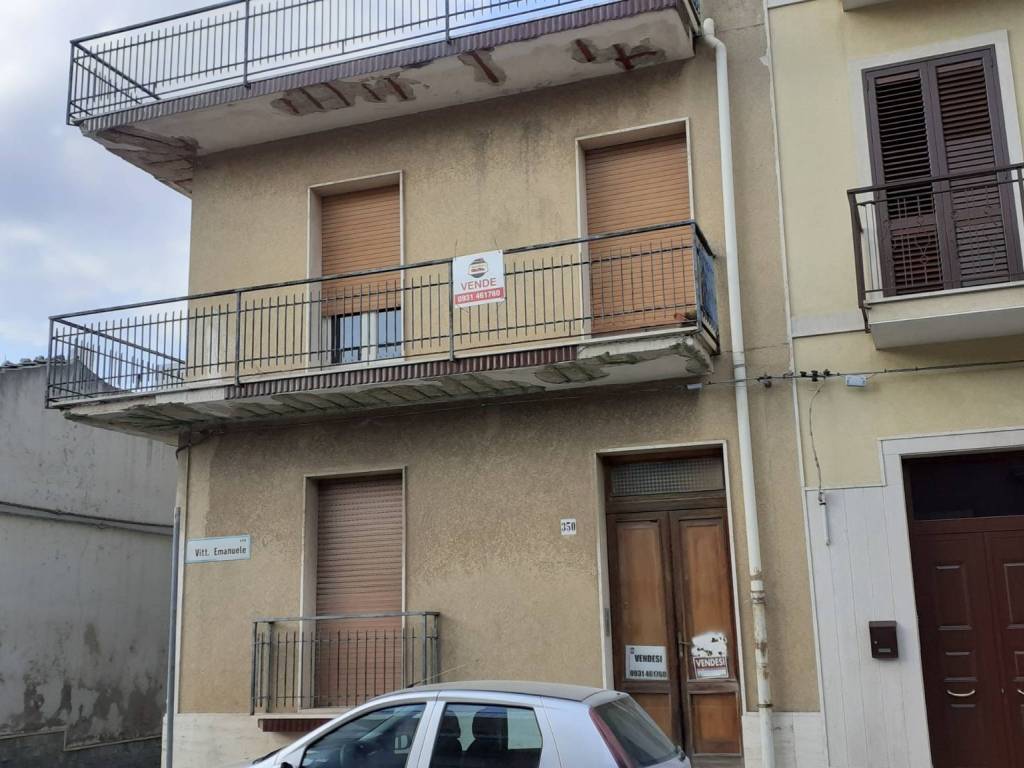 Vendita Appartamento in via Vittorio Emanuele III 374. Canicattini ...