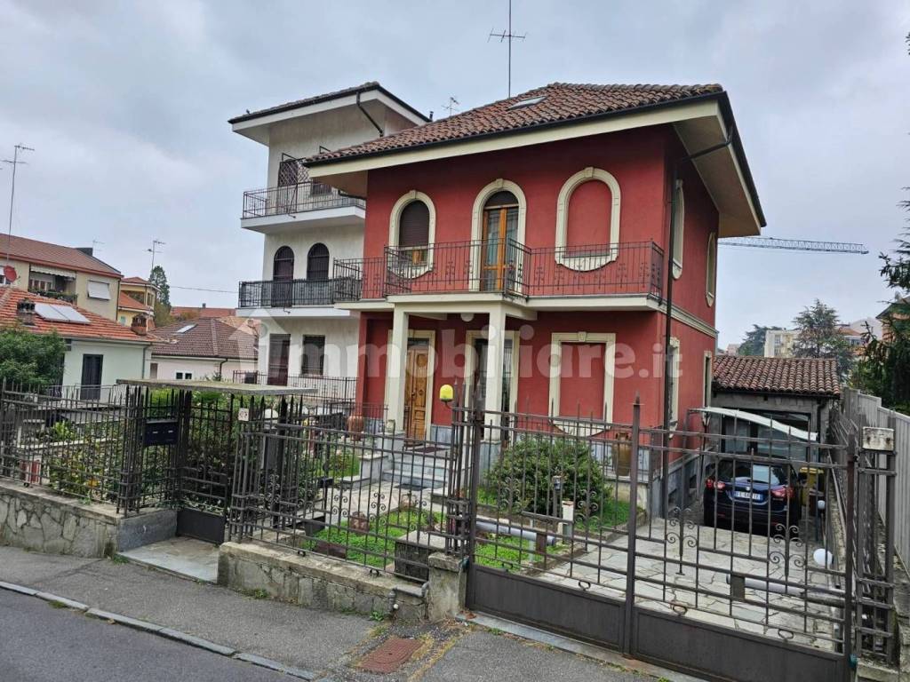 Vendita Villa unifamiliare in via Antonio Canova Asti. Ottimo stato ...