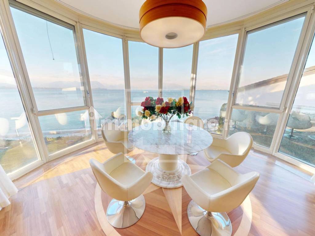 Hotel via Tommaso dal Molin 45, Desenzano del Garda, Rif. 113851365 ...