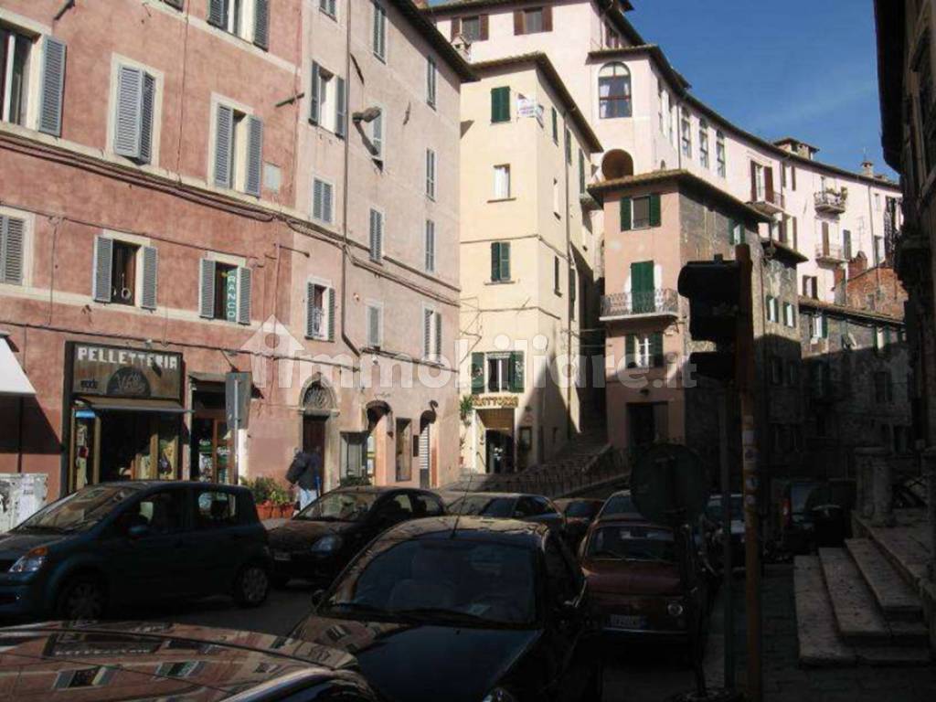 Palazzo - Edificio Giacomo Matteotti 9, Perugia, Rif. 113852711 ...