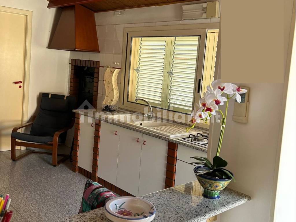 Affitto Mansarda in via Evangelista Rizza Vittoria. Nuovo, con terrazza, rif. 113910013