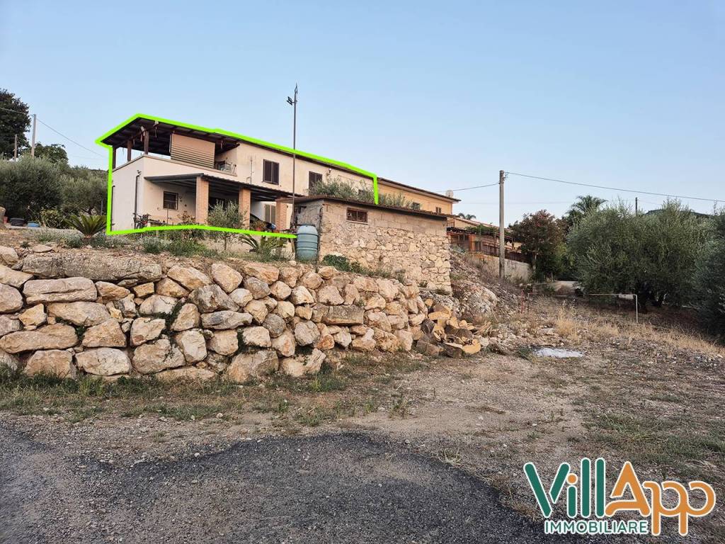 Vendita Villa unifamiliare in via Molelle 55 Fondi. Ottimo stato, con ...