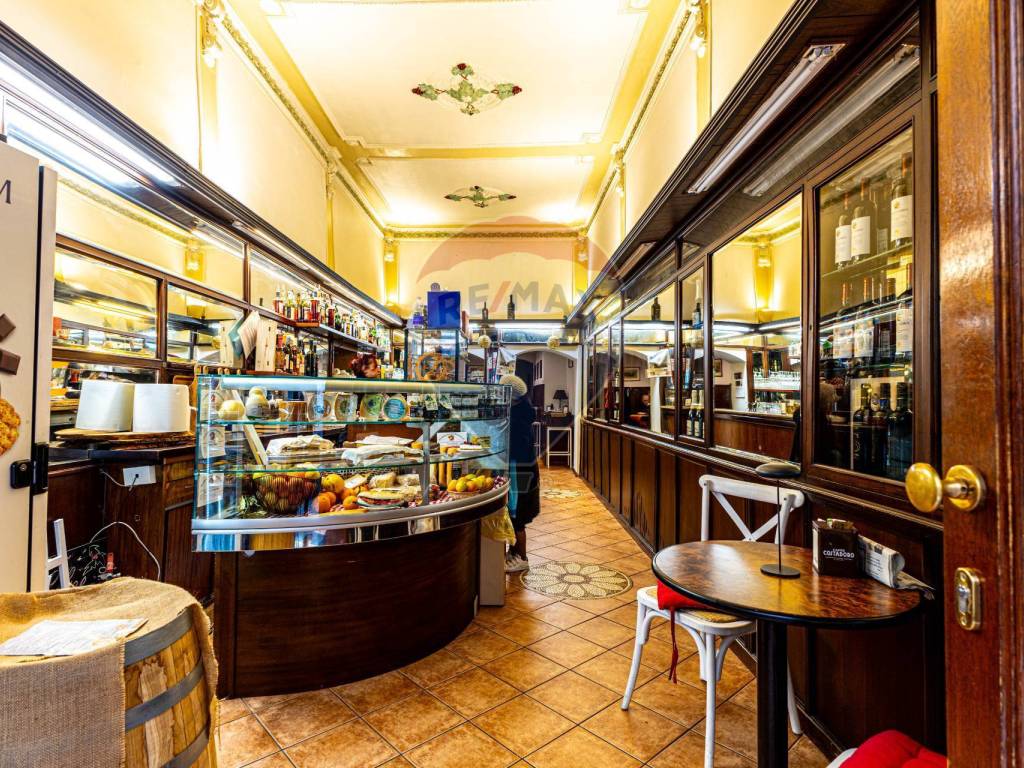 Bar via Vittorio Emanuele II 17, Sassari, Rif. 113918987 - Immobiliare.it