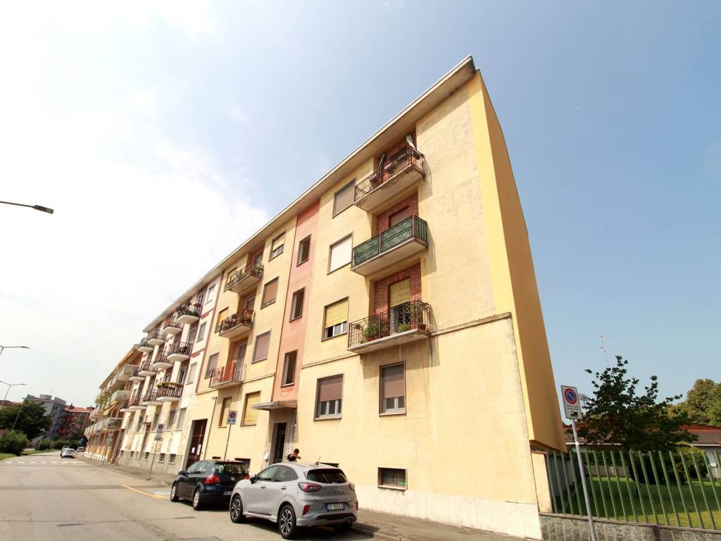 Vendita Appartamento Novara. Trilocale in viale Papa Giovanni XXIII 80 ...