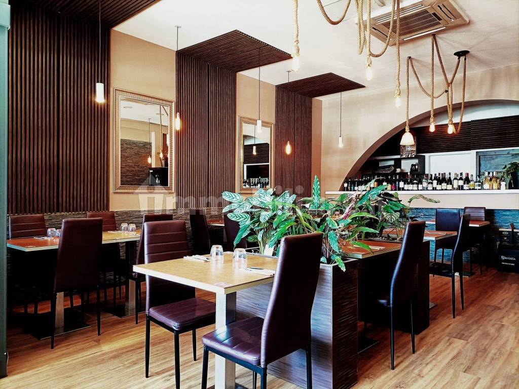 Ristorante via Marco Valerio Corvo 135, Roma, Rif. 113984947 ...