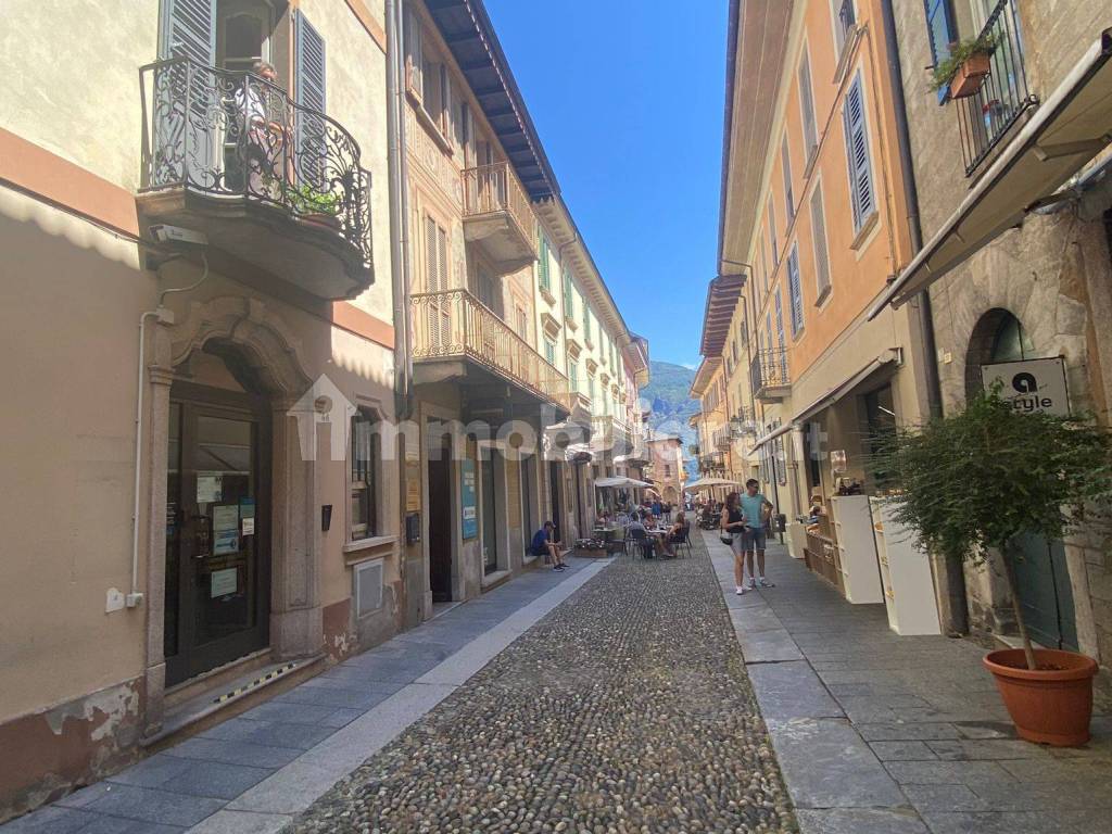 Vendita Appartamento Cannobio. Trilocale in via Umberto I. Ottimo stato ...