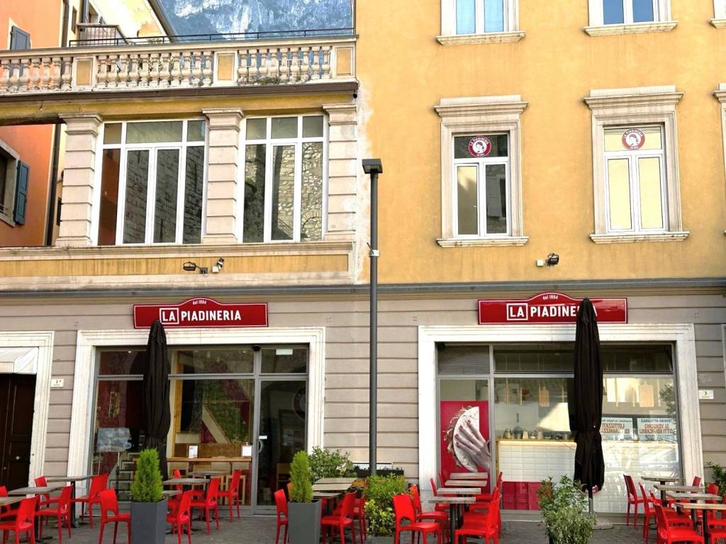 Locale commerciale viale Roma 3, Riva del Garda, Rif. 114028567 ...