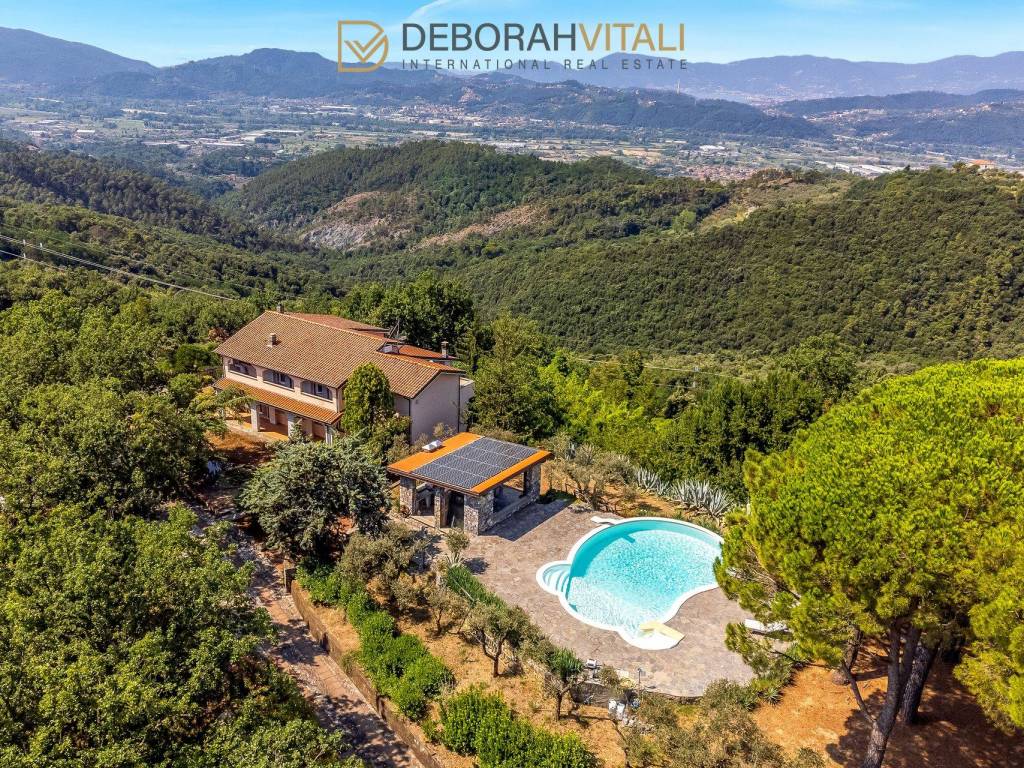 Vendita Villa unifamiliare in via Mario Baria 10 Santo Stefano di Magra ...