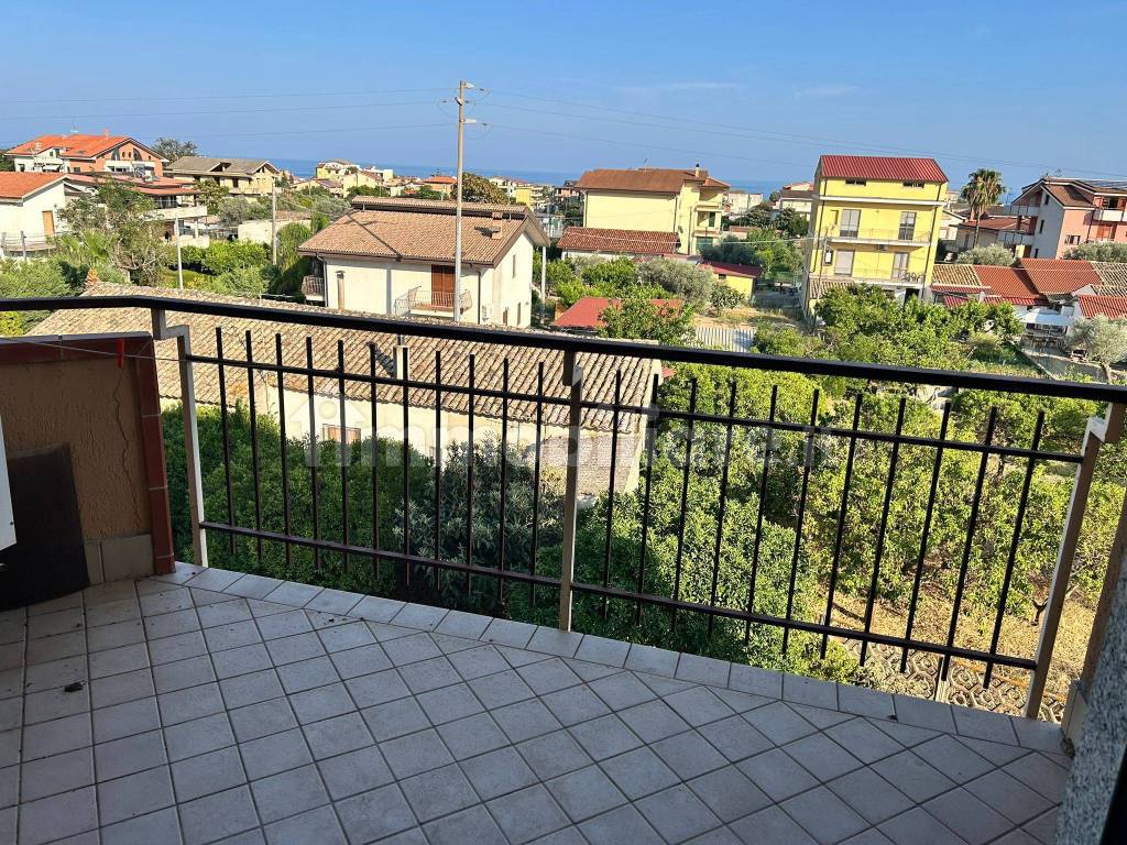 Vendita Appartamento in Contrada Cafone. Ardore. Buono stato, secondo ...