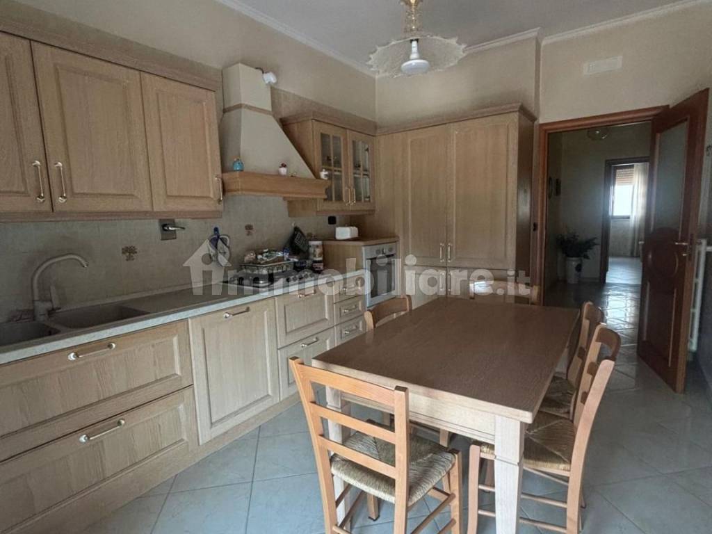 Affitto Appartamento Foggia. Quadrilocale in via Salvatore Tugini 61. Buono stato, quarto piano ...