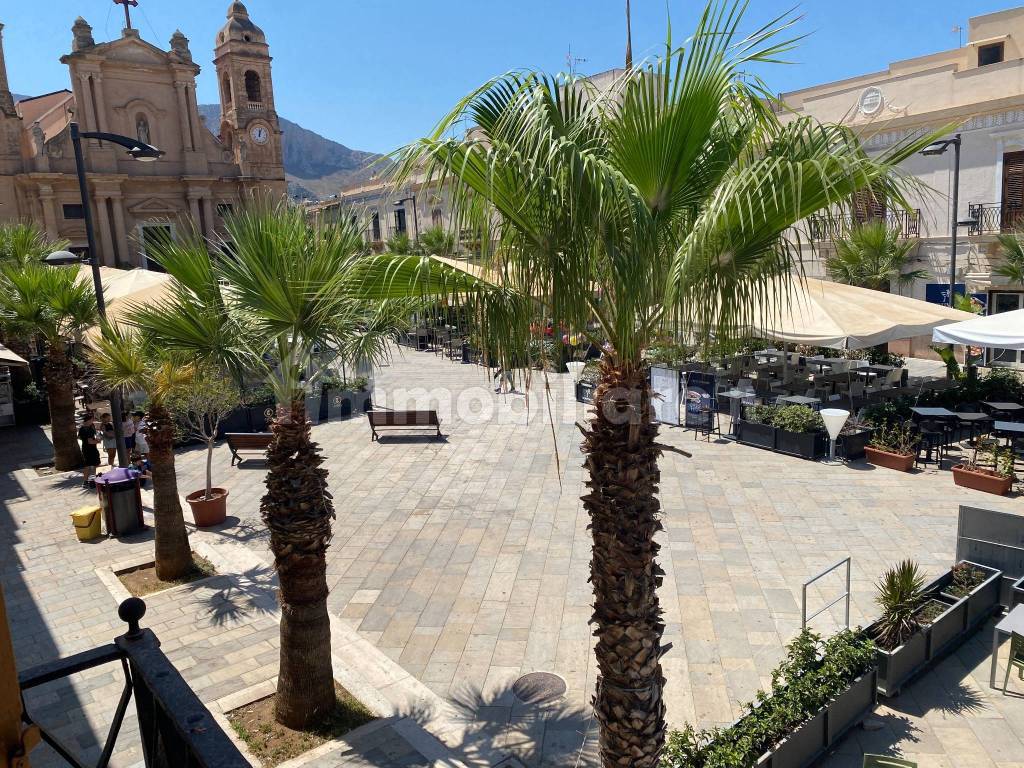 Vendita Terratetto unifamiliare in piazza Duomo Terrasini. Da ...