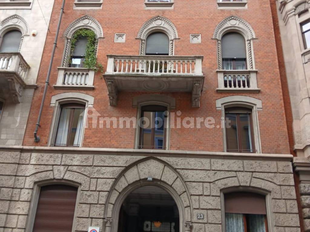 Affitto Appartamento in via Vivaio 23. Milano. Ottimo stato, primo ...