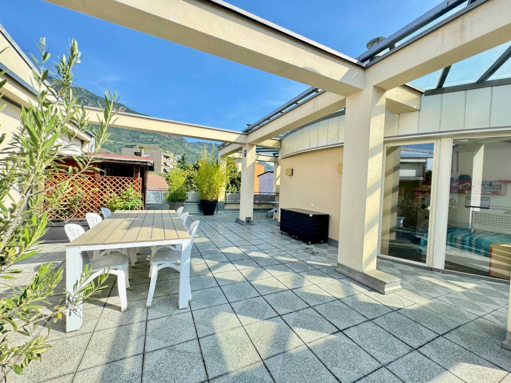 Vendita Attico Bolzano. Ottimo stato, con terrazza, rif. 114162617