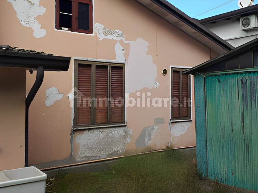 Asta per casa indipendente, via padova bassano, Vaccarino Piazzola sul ...