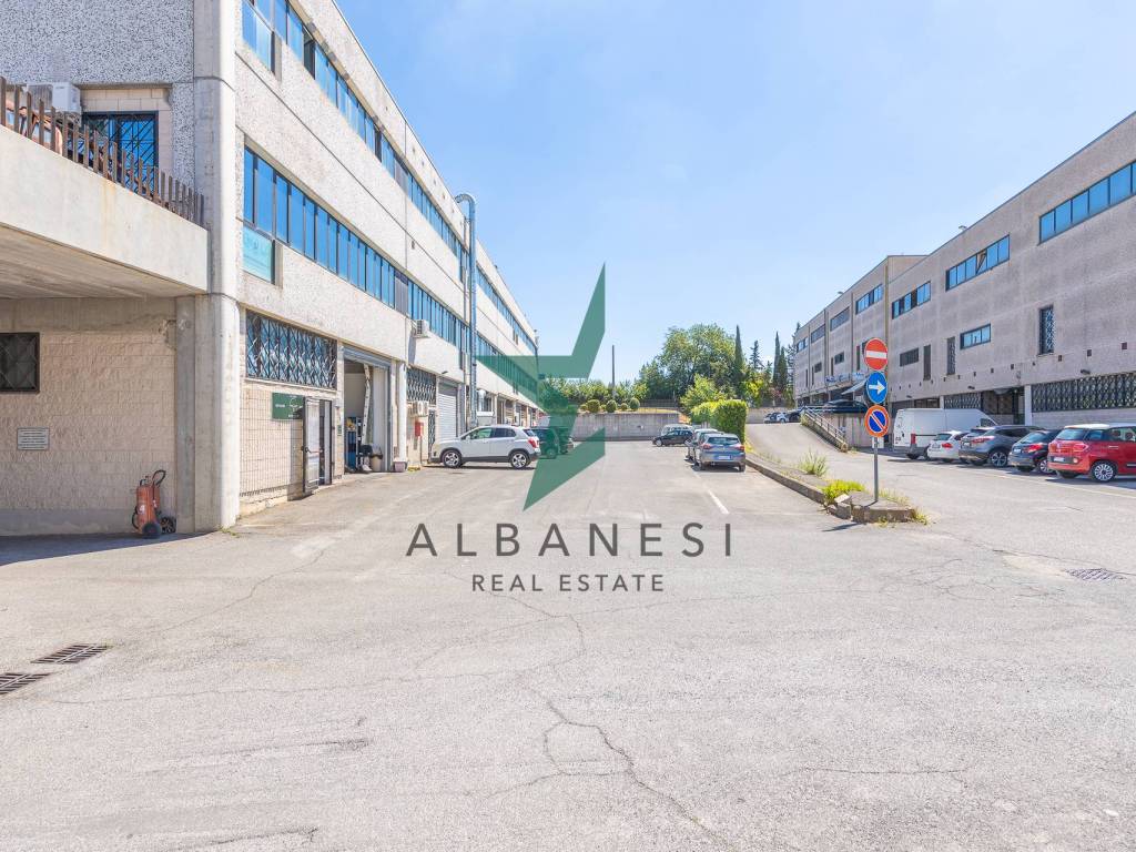 Capannone via degli Olmetti, Formello, Rif. 114263693 - Immobiliare.it