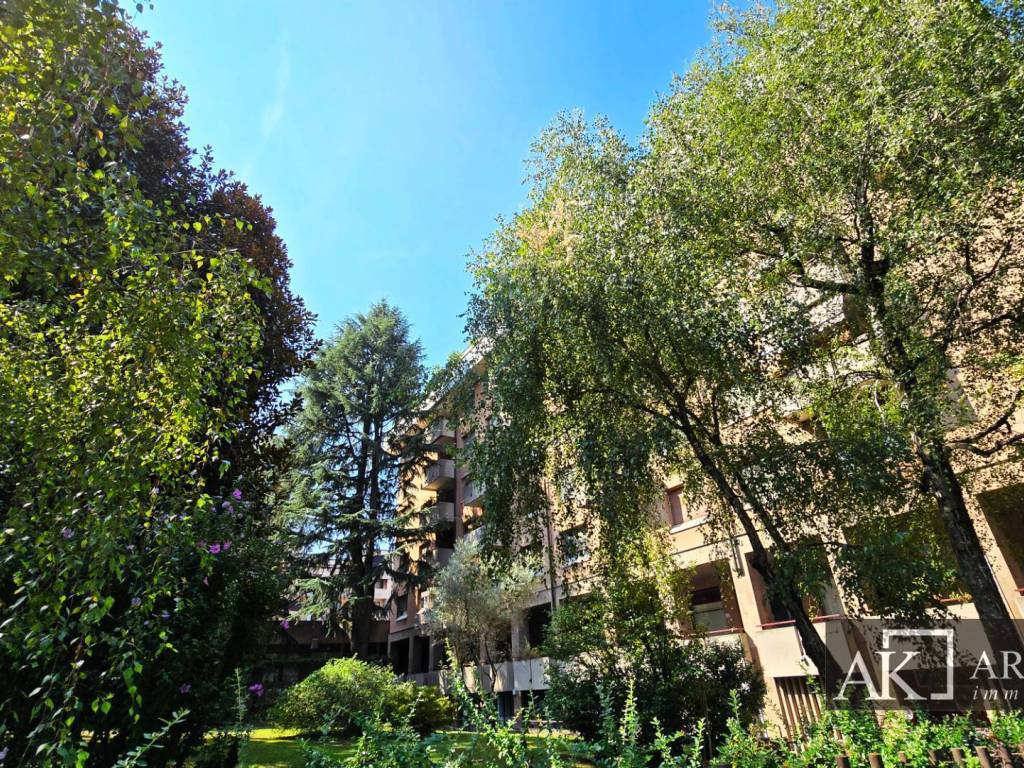 Vendita Appartamento Novara. Trilocale in via Marconi 3B. Settimo piano ...