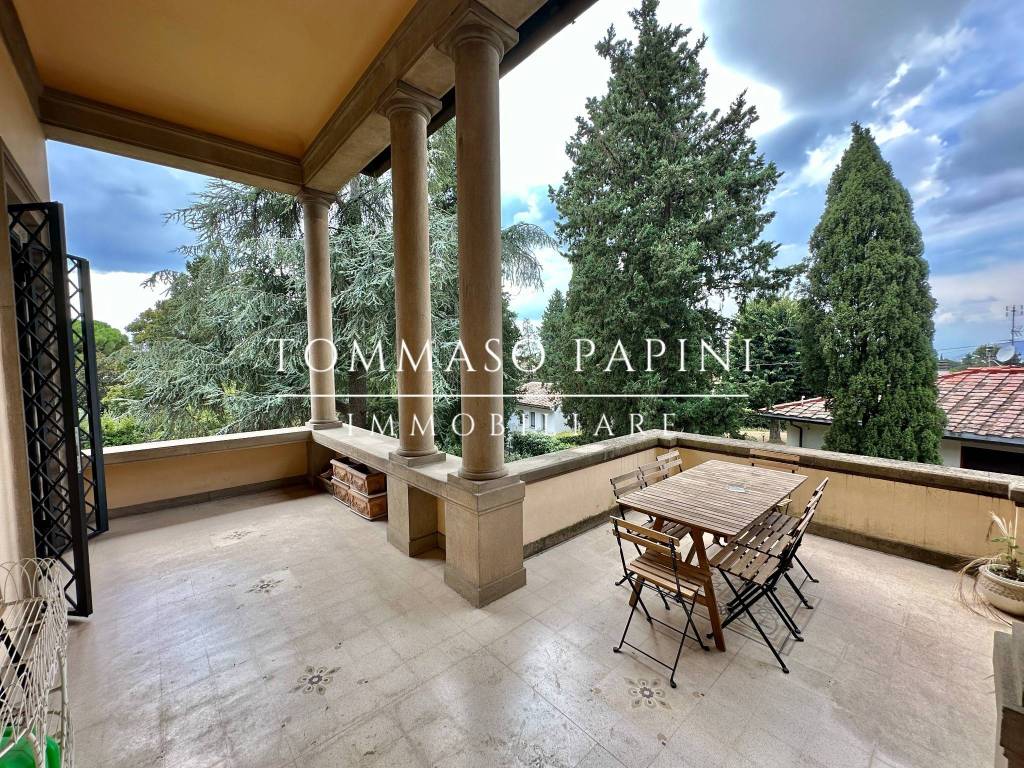 Rent Two-family villa in via Bolognese 81 Florence. Good condition ...