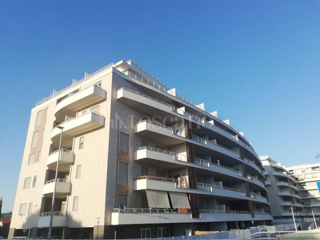 Vendita Appartamento Roma. Bilocale in via di Trigoria. Ottimo stato ...