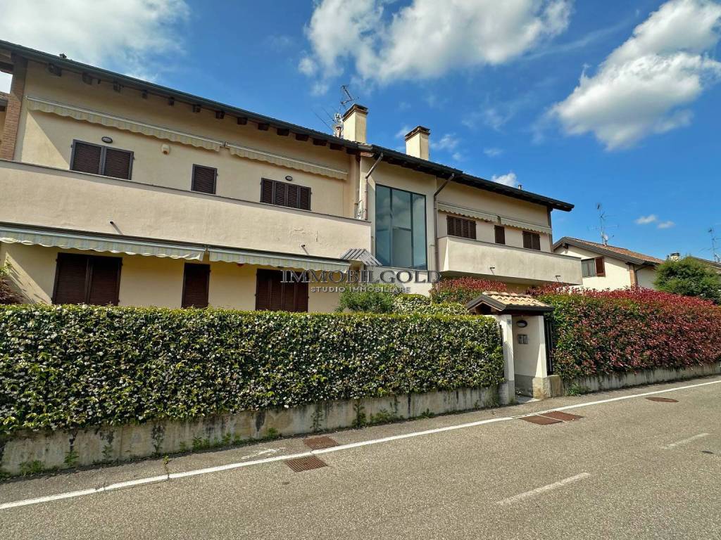 Vendita Appartamento Magenta. Bilocale in via Generale Giovanni Cler ...